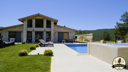 Villa Elvudi, Kalkan'da, Tek Odalı Muhafazakar Villa | Gotatil