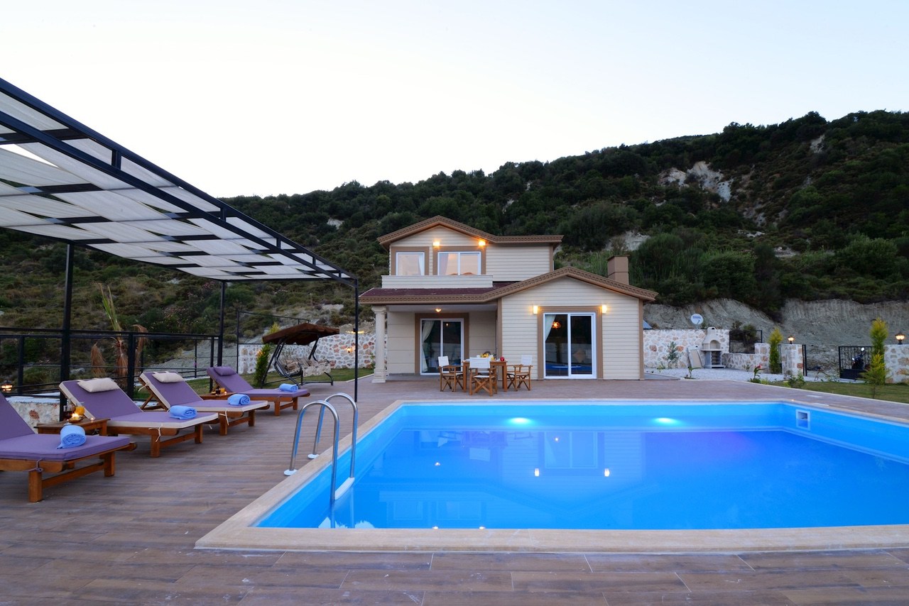 Villa Helen-1, Doğa İçerisinde, Muhafazakar Villa | Gotatil